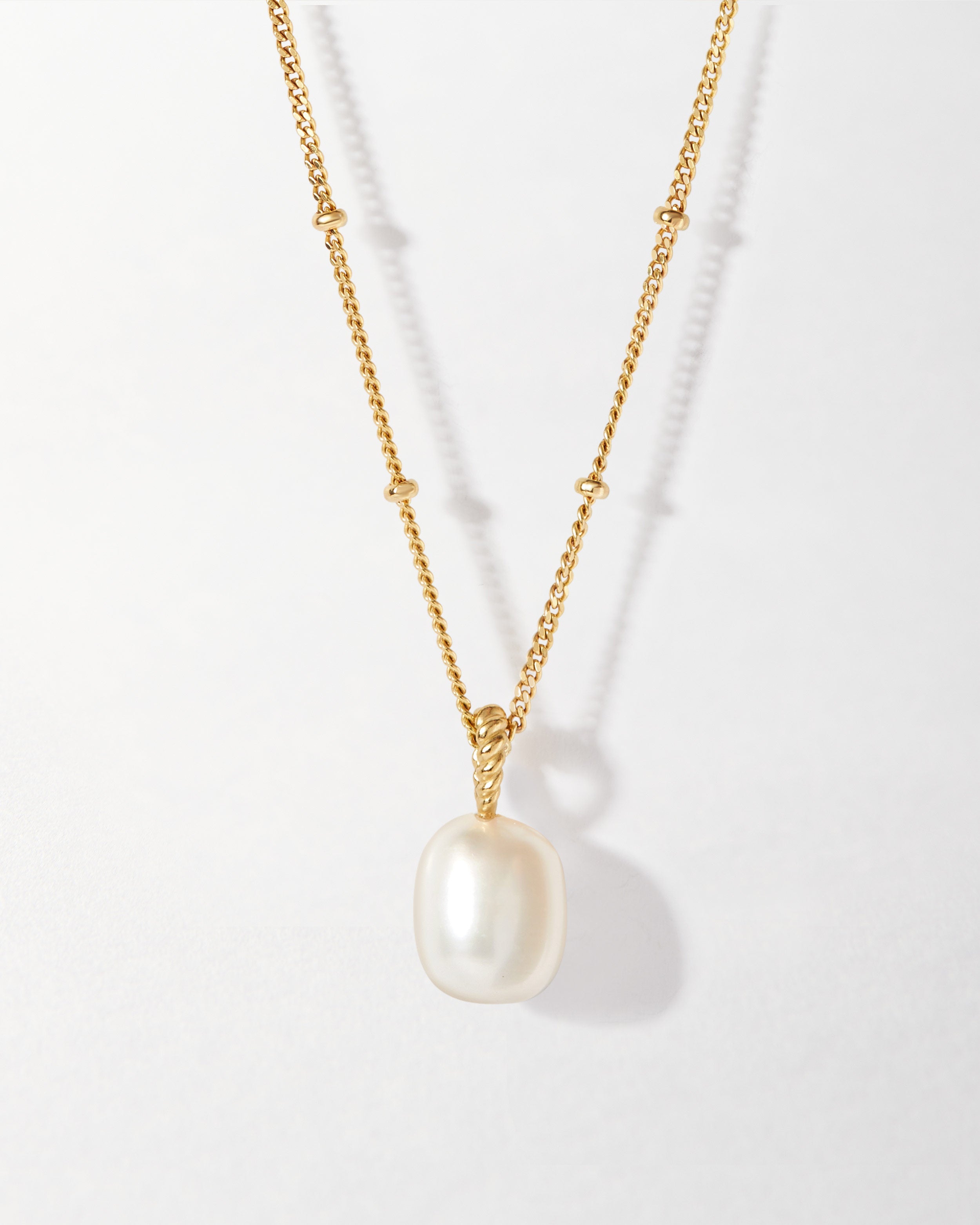 Single pearl necklace store
