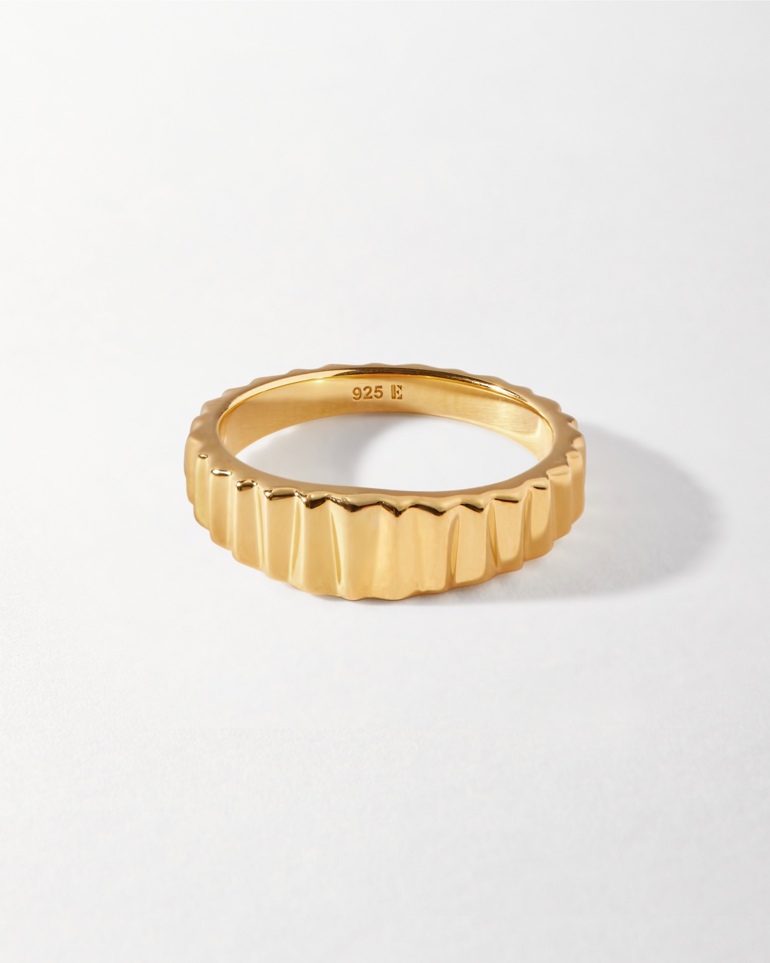 Flare Ring - Gold – EDGE of EMBER