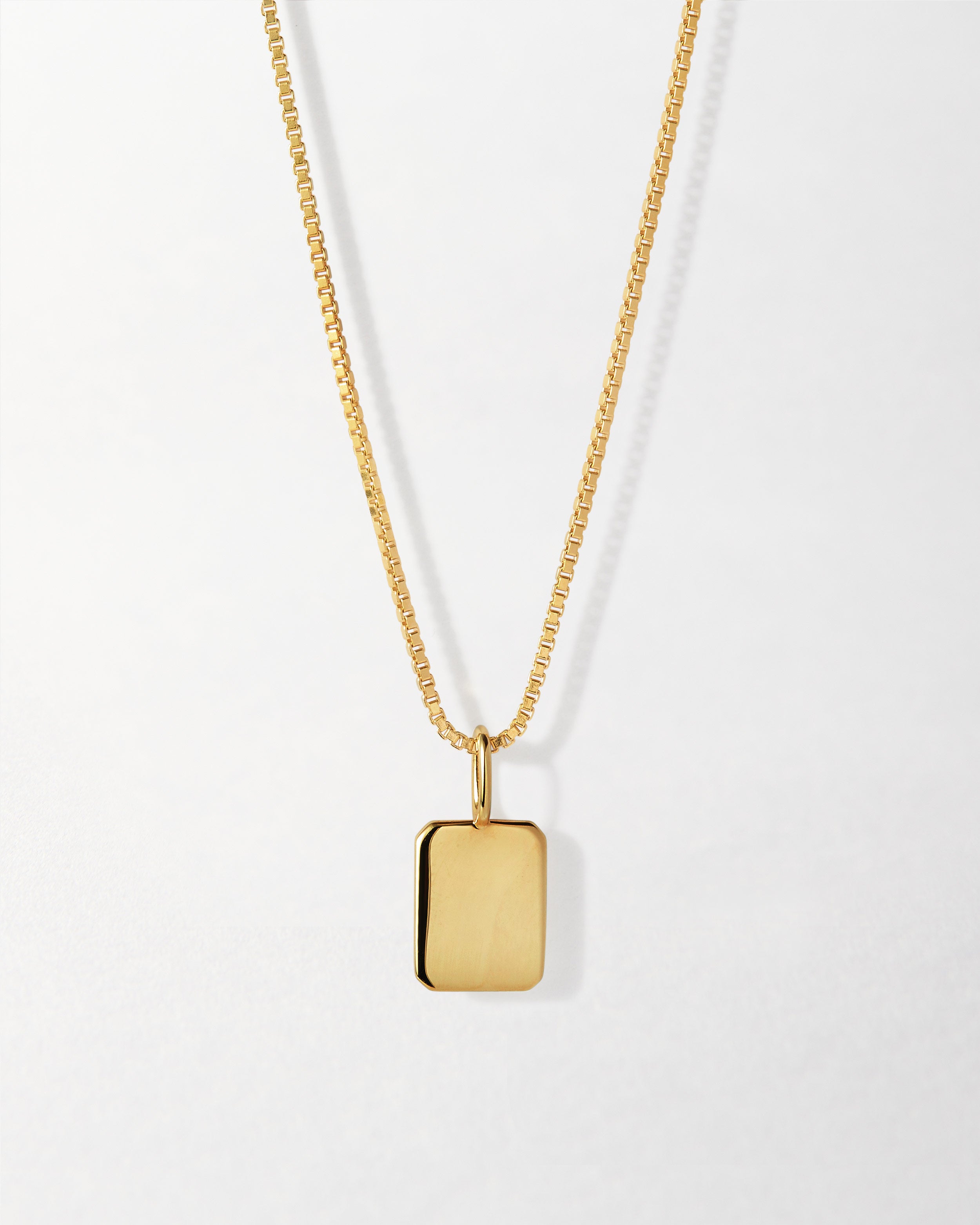 Initial Tag Necklace - Gold – EDGE of EMBER