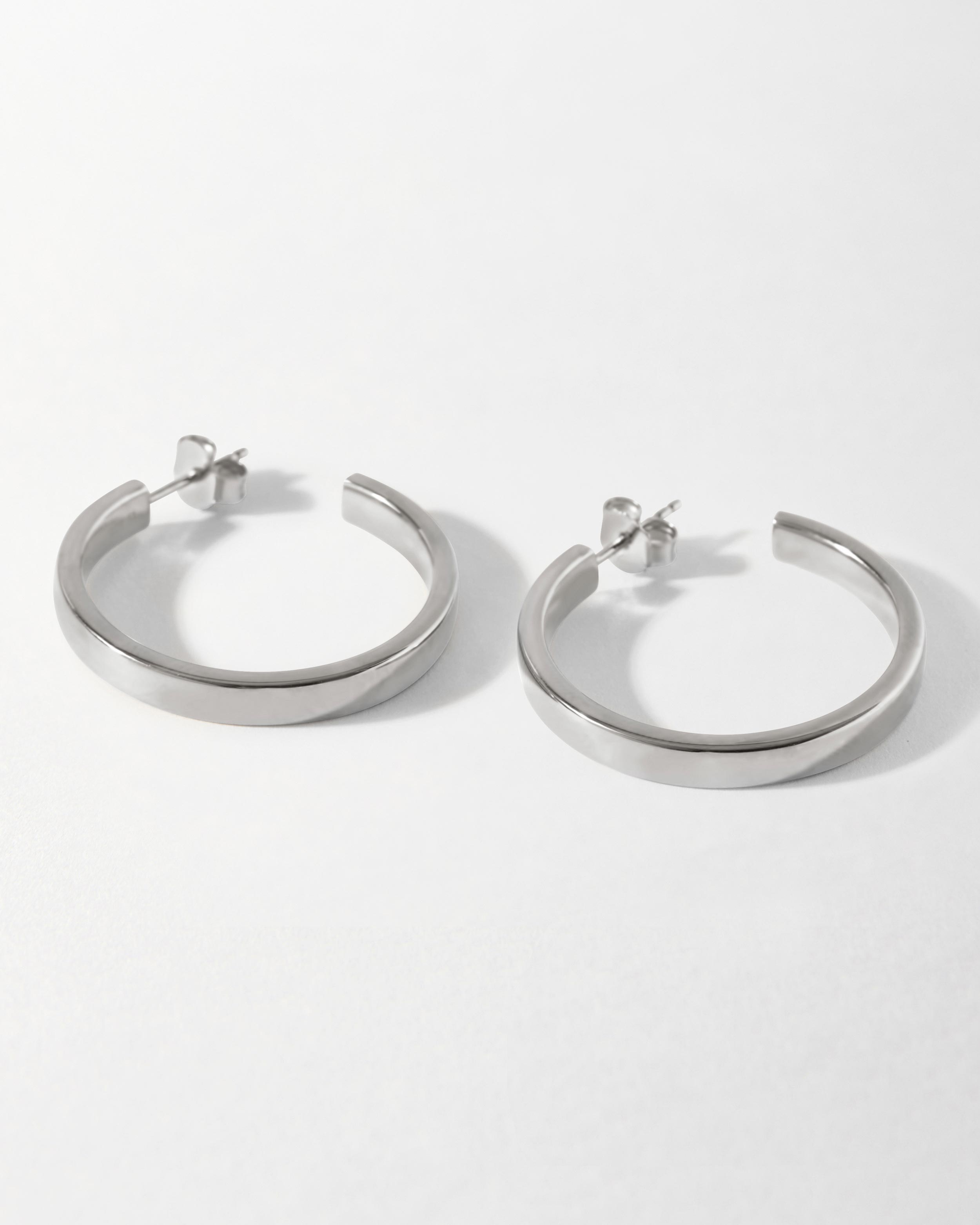 Large Everyday Hoops - Silver – EDGE of EMBER