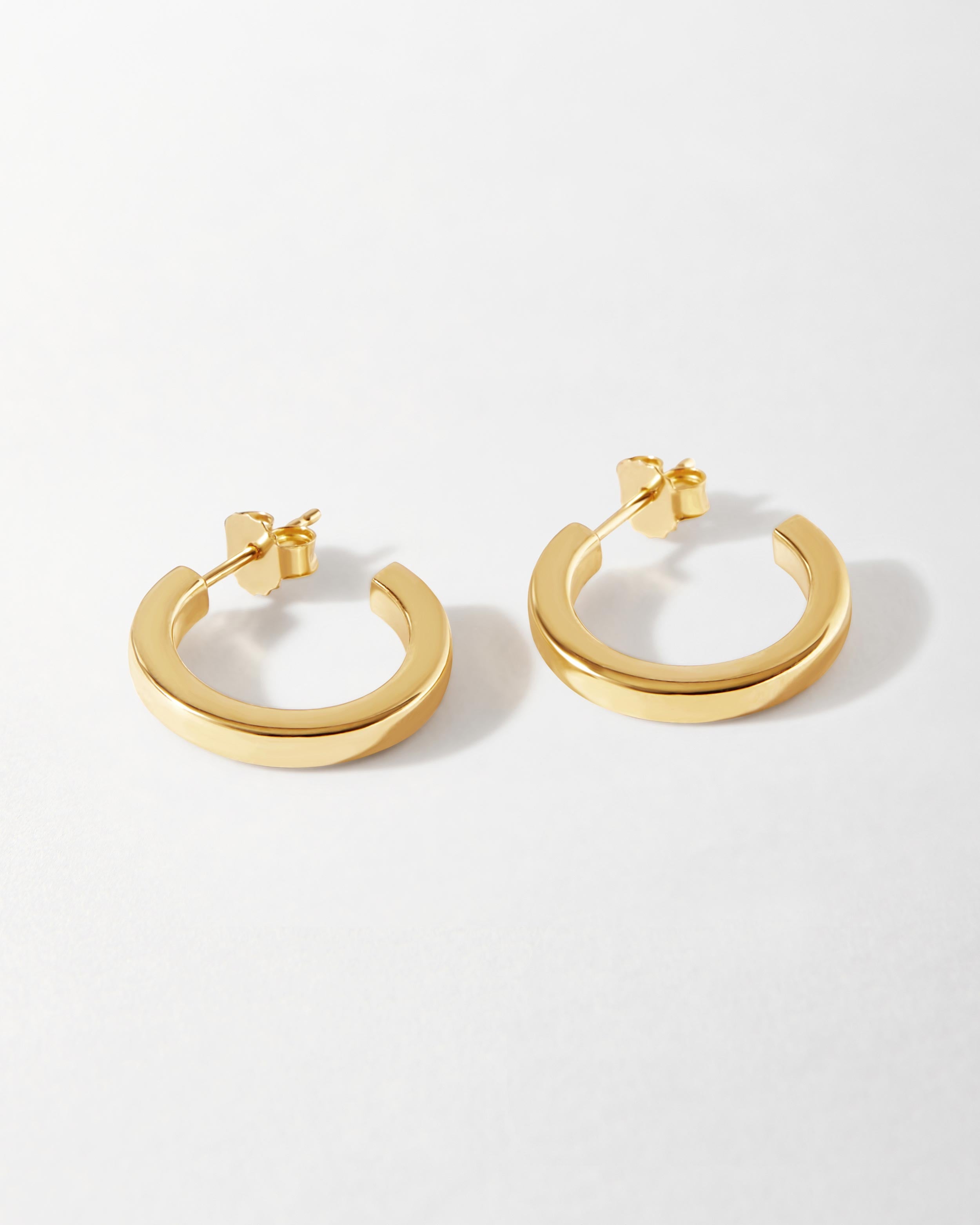 Medium Everyday Hoops - Gold – EDGE of EMBER