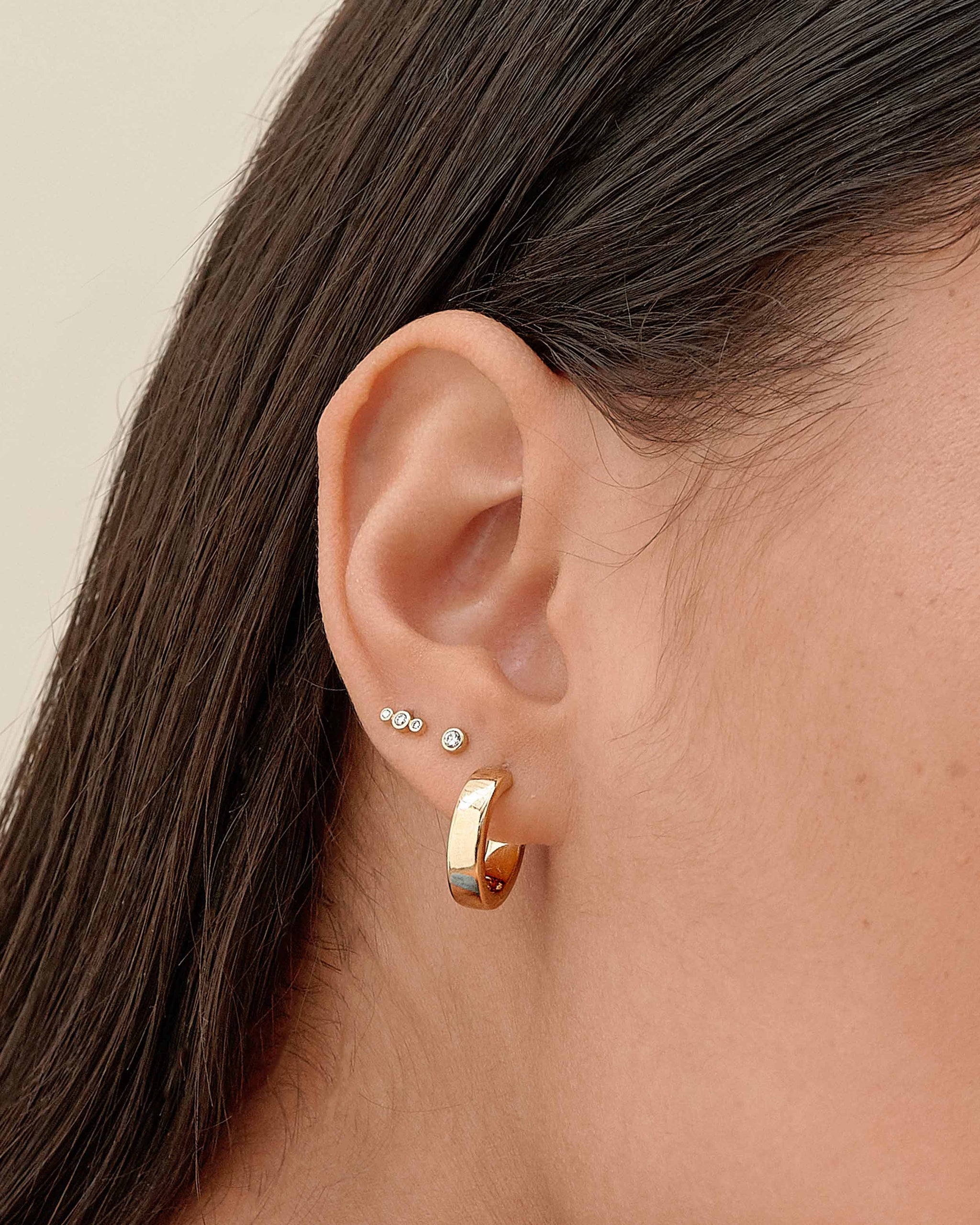 Small Everyday Hoops - Gold – EDGE of EMBER