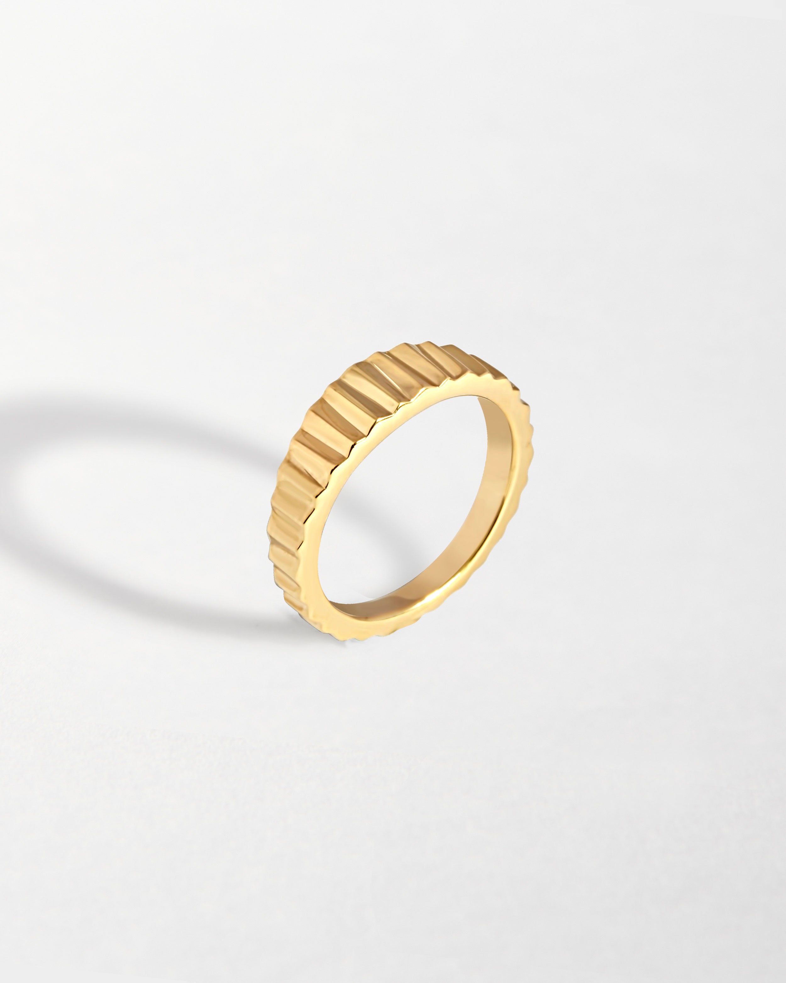 Flare Ring - Gold – EDGE of EMBER